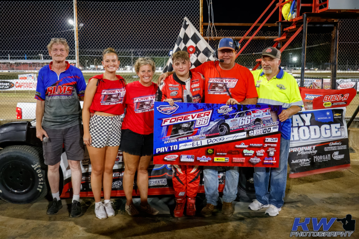 RacinBoys News - Ross picks up emotional win at Thunderbird Speedway
