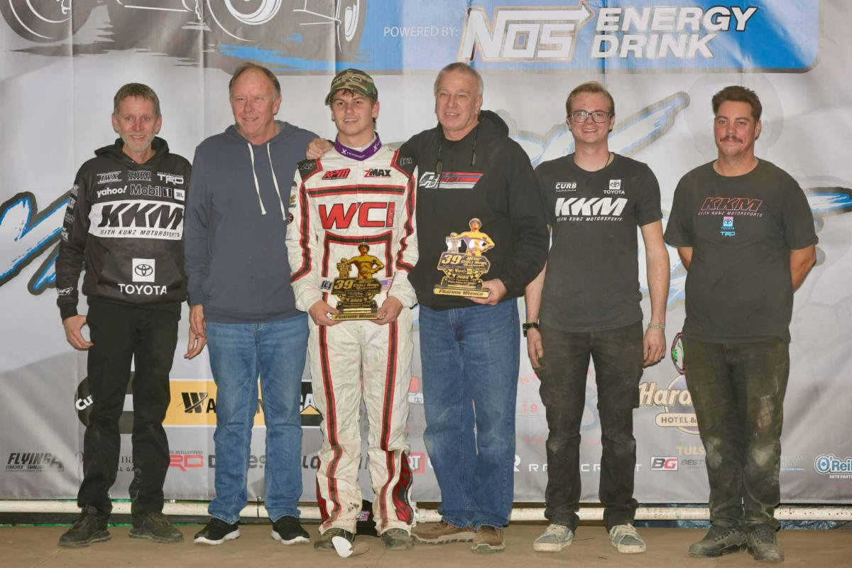 RacinBoys News - Emerson Axsom prevails on Wednesday night at Chili Bowl