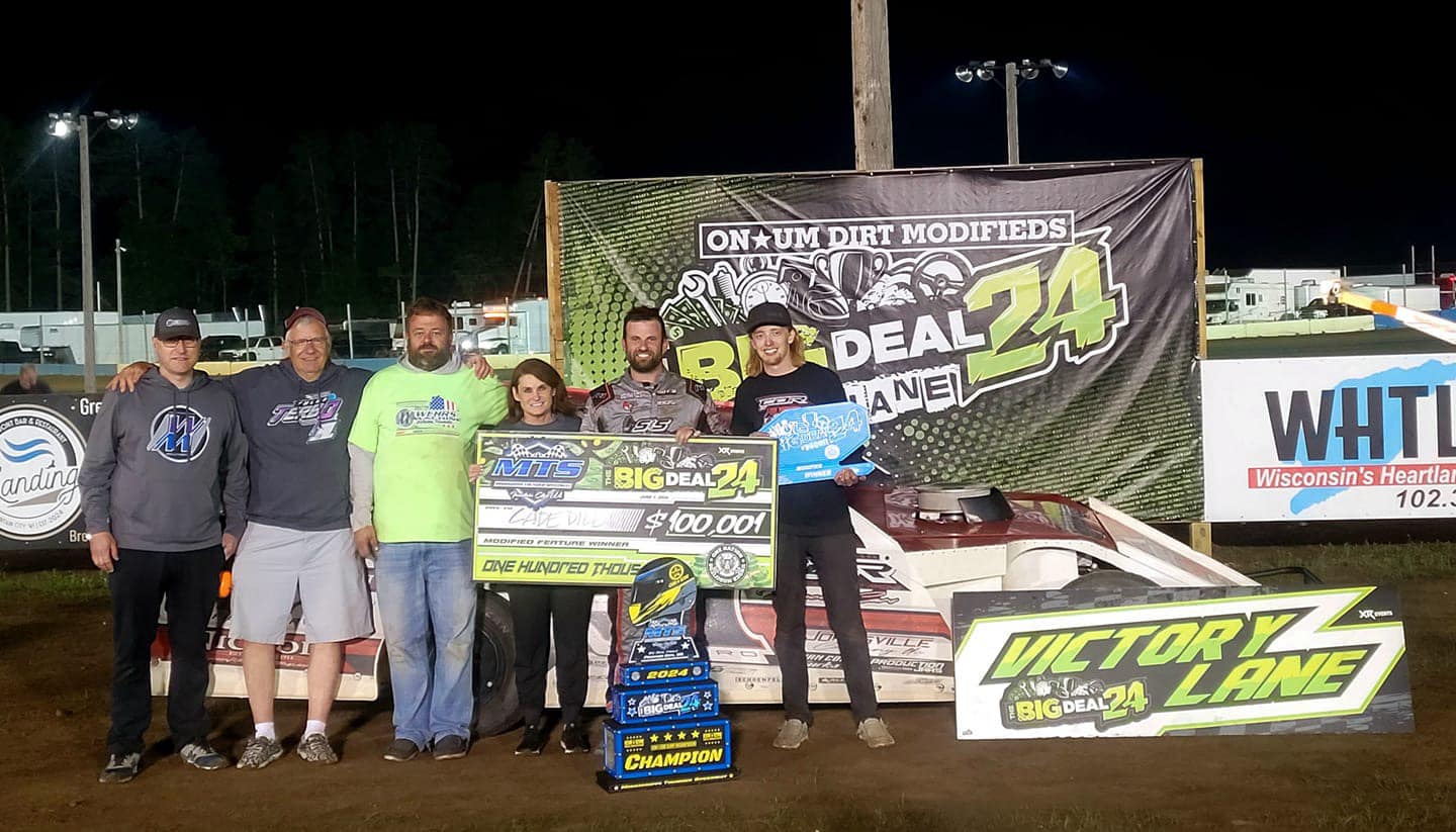 RacinBoys News - Cade Dillard celebrates huge $100,000 payday
