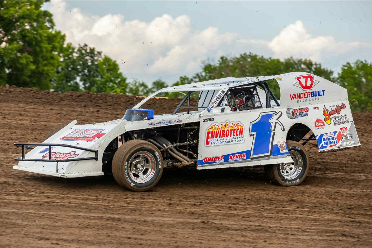 RacinBoys News - Karrick, Ewing, Doetz, Wood crowned season champs at ...