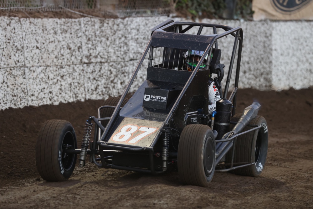 RacinBoys News - Kyle Larson leaves Turkey Night GP with second-place ...