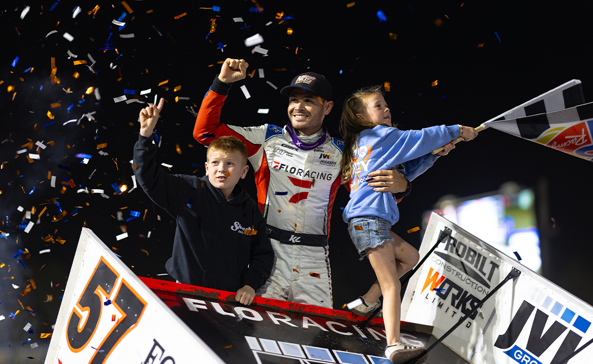 RacinBoys News - Kyle Larson goes wire-to-wire for first-ever Volusia win