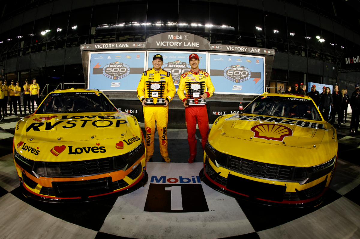 RacinBoys News - Logano gets his first ever Daytona 500 pole