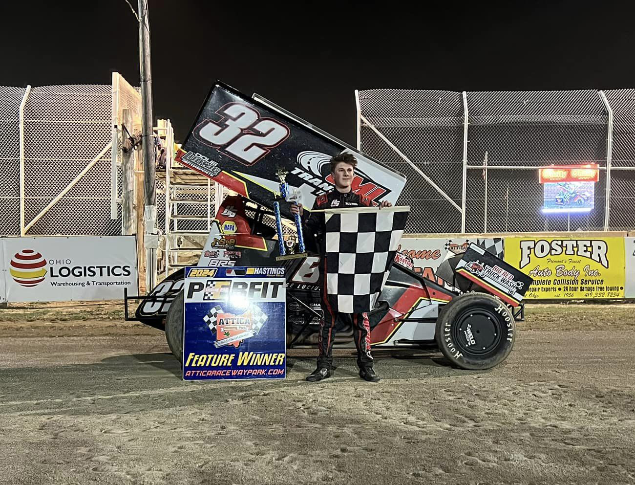 RacinBoys News - Bryce Lucius gets late race pass for 1st 410 win at Attica