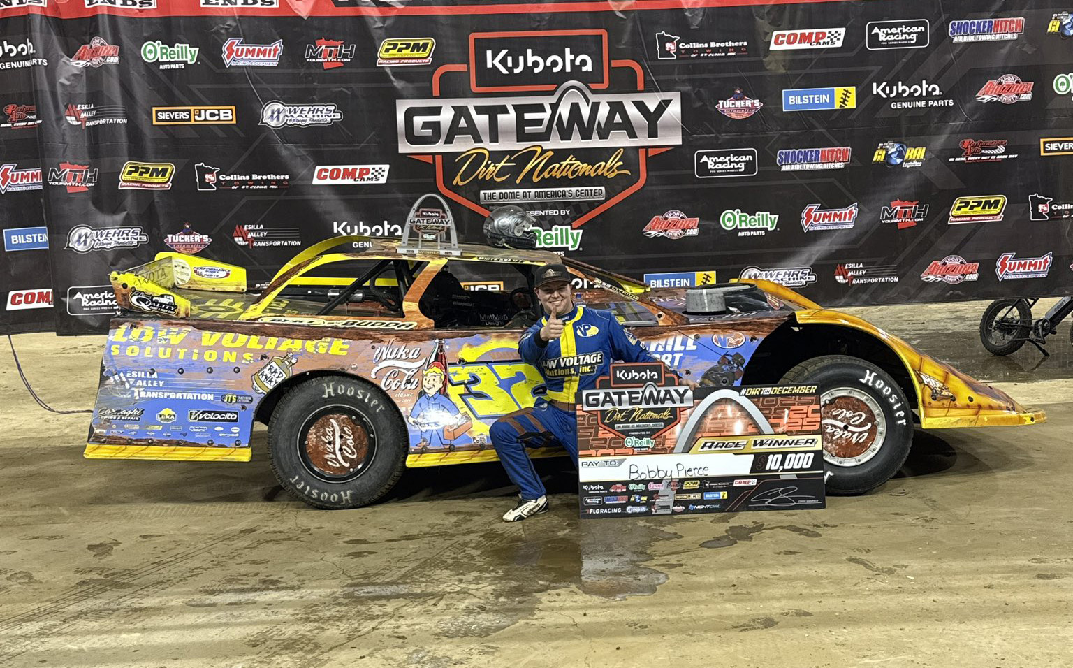 RacinBoys News - Bobby Pierce tops Gateway Dirt Nationals opener