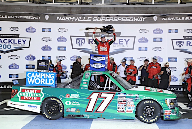 RacinBoys News - Ryan Preece holds off Zane Smith to defend Truck ...