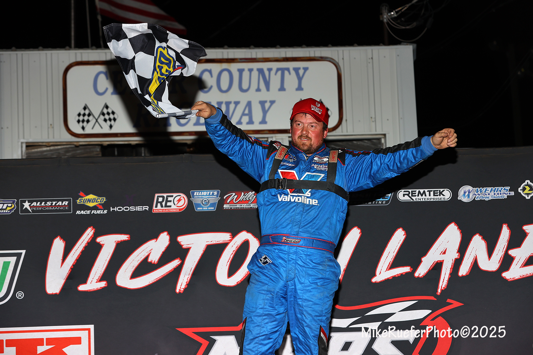 RacinBoys News - Brandon Sheppard powers to MARS win at Cedar County ...