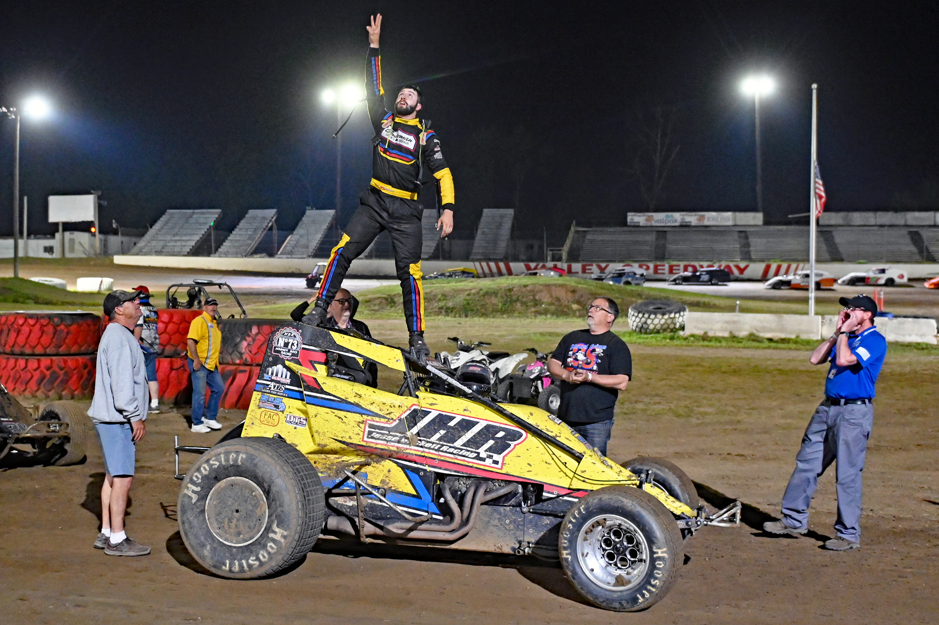 RacinBoys News - Jack Wagner flies USAC/MWRA checkers at Valley Speedway
