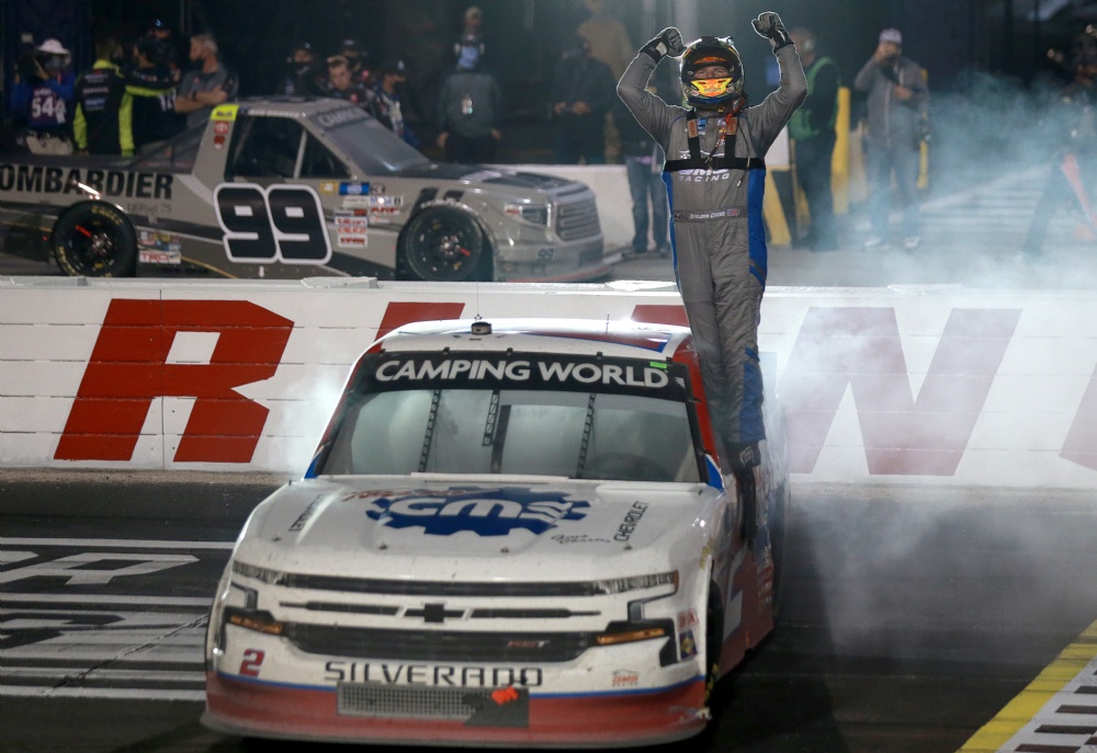 RacinBoys News - Sheldon Creed holds off Ben Rhodes for Darlington win